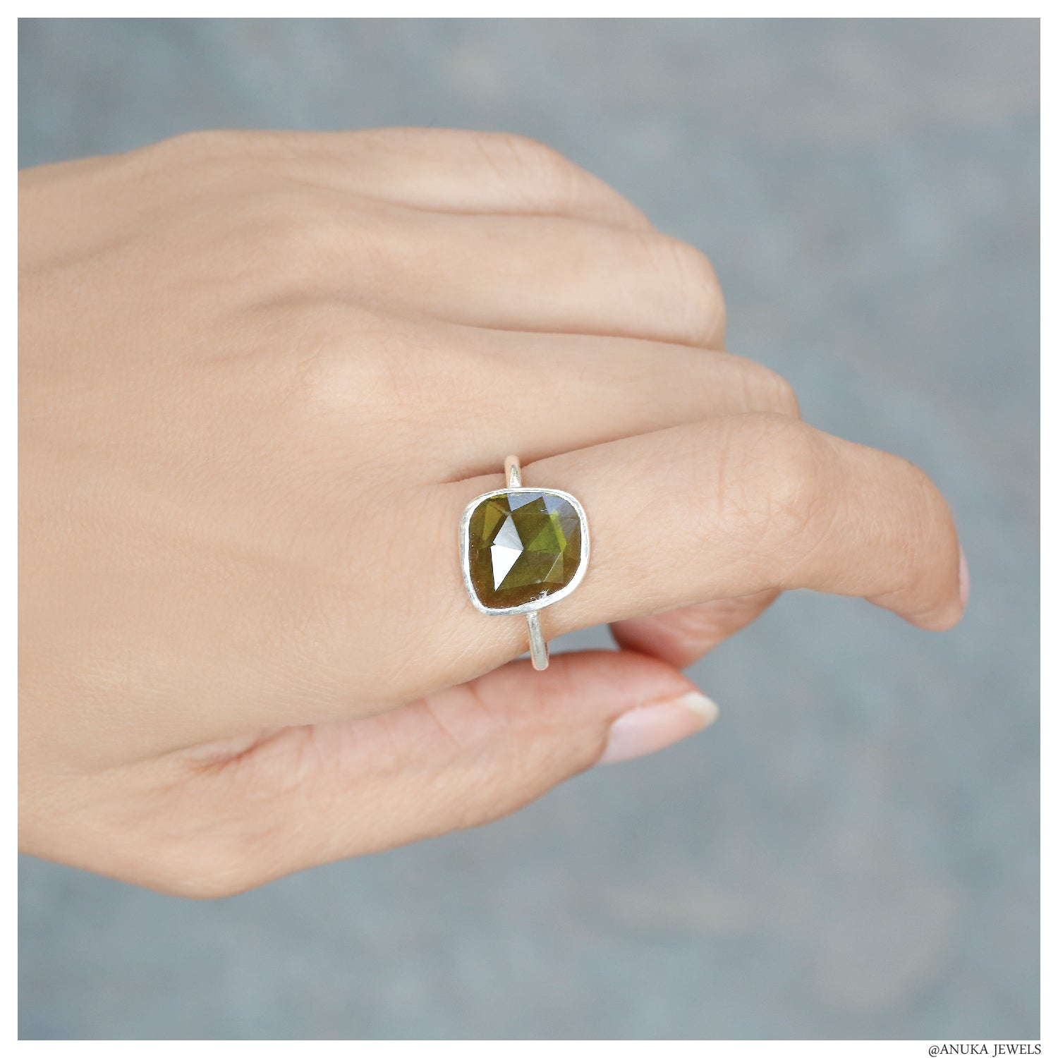 Green Tourmaline Wander Ring